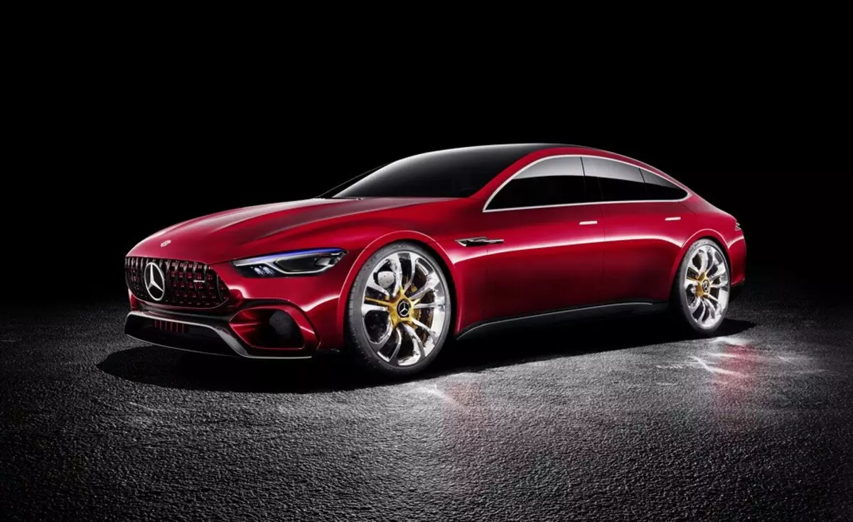 Նորագույն ինտերիերի ինտերիեր Mercedes-AMG GT4 34616_2