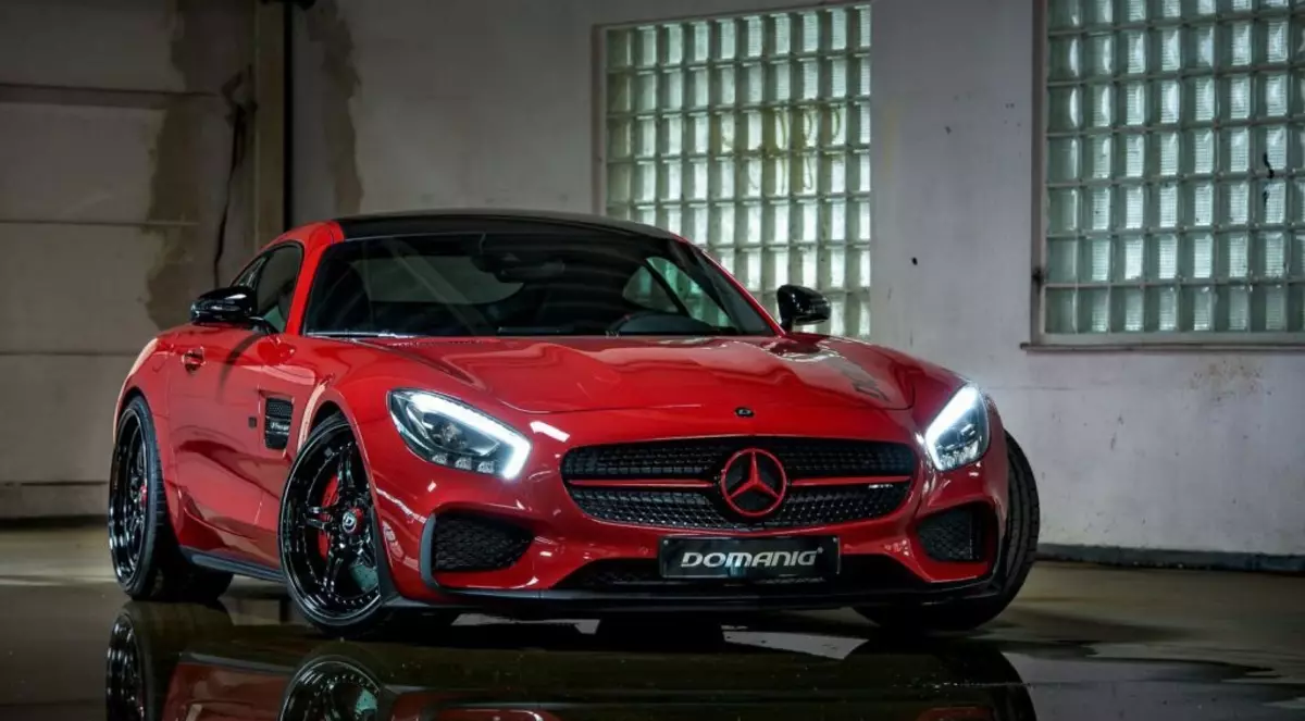 Domanigram nggawa Mercedes-AMG GT S kanggo sempurno 34700_3