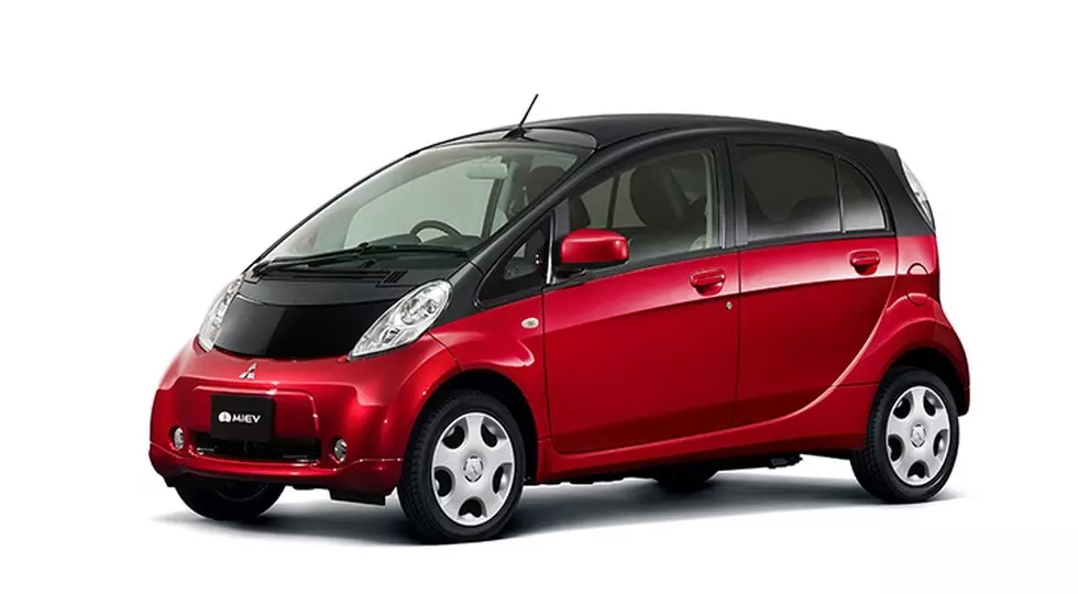 Навсозии Mitsubishi Siticar: Storkers ва дастури ихтиёрӣ 34776_4