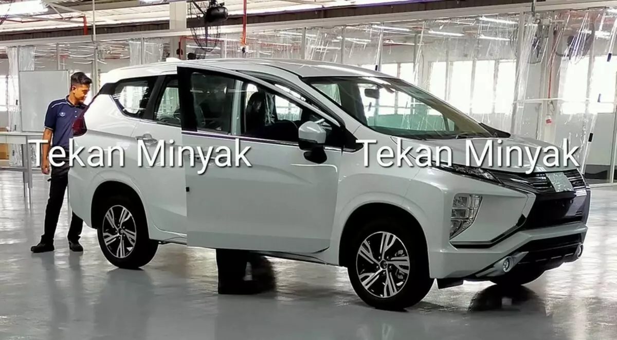 Compactvan Mitsubishi Xpander: Stryd yn arddull traws-fersiwn a ffatri arall 34791_1