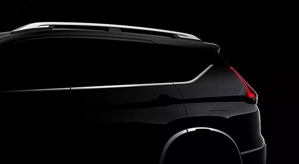 Mitsubishi sa walang kabuluhang intrigues: Sa markang brand new crossover, ang Ven Xpander ay guessing 34793_3