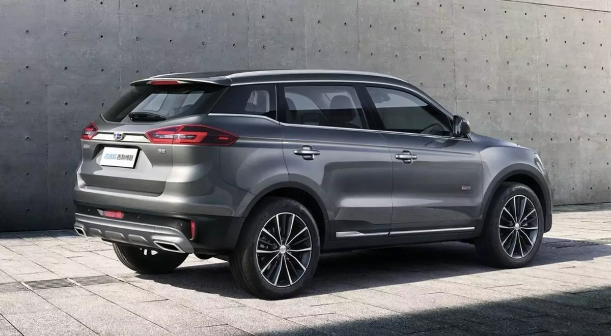 Crossover Geely Atlas změnil jak značku, tak design: první fotky 34956_6