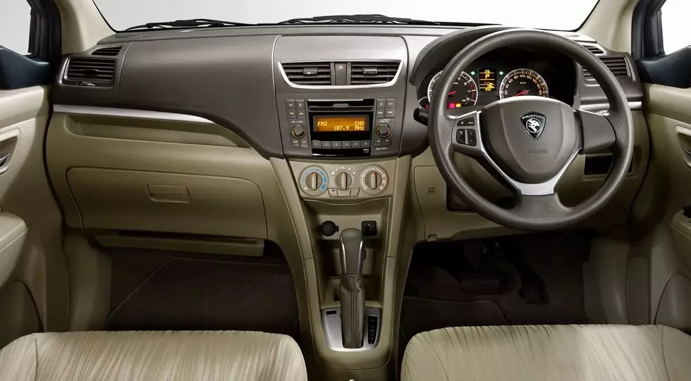 يتم بيع Minivan Suzuki الآن تحت العلامة التجارية البروتون 34958_4