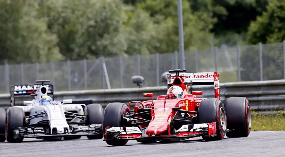 Rouler une étoile, ou le Grand Prix de Autriche 2015 349_19