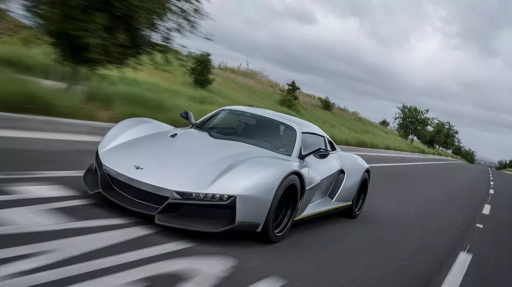 Rezvani аносировал продажу «бюджэтнага» суперкара 35036_1