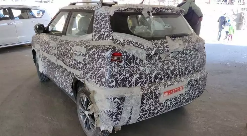 New Crossover Mahindra.