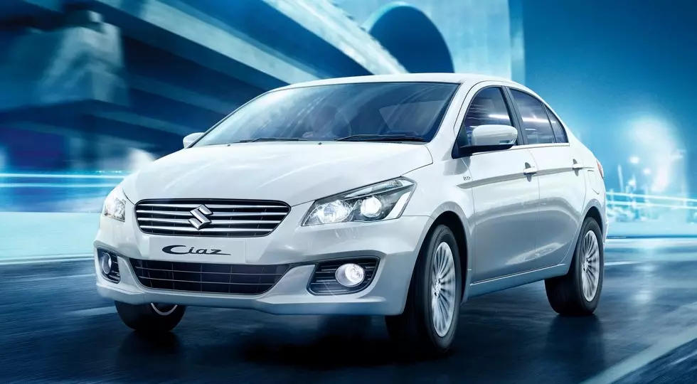 Sedan Suzuki Ciaz akarasika iyo vhezheni 