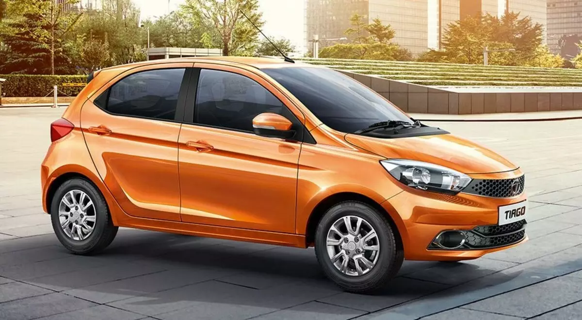 Tata Hatchback për 400,000 rubla: plus 