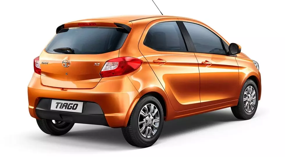 Fotoda: Standard Tata Tiago