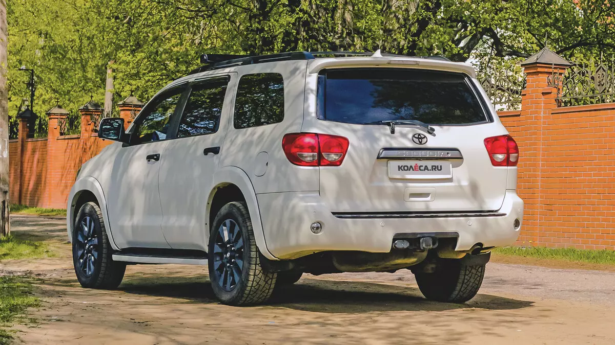 Góð Panda frá einum sögu Ameríku: Reynsla af Toyota Sequoia II 35304_22