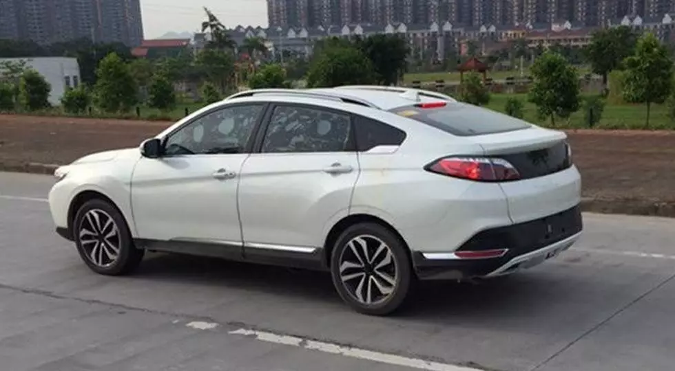 Cross Coupe Nissan- ը եւ Dongfeng- ը պատրաստվում են շուկա մուտք գործել 35358_2