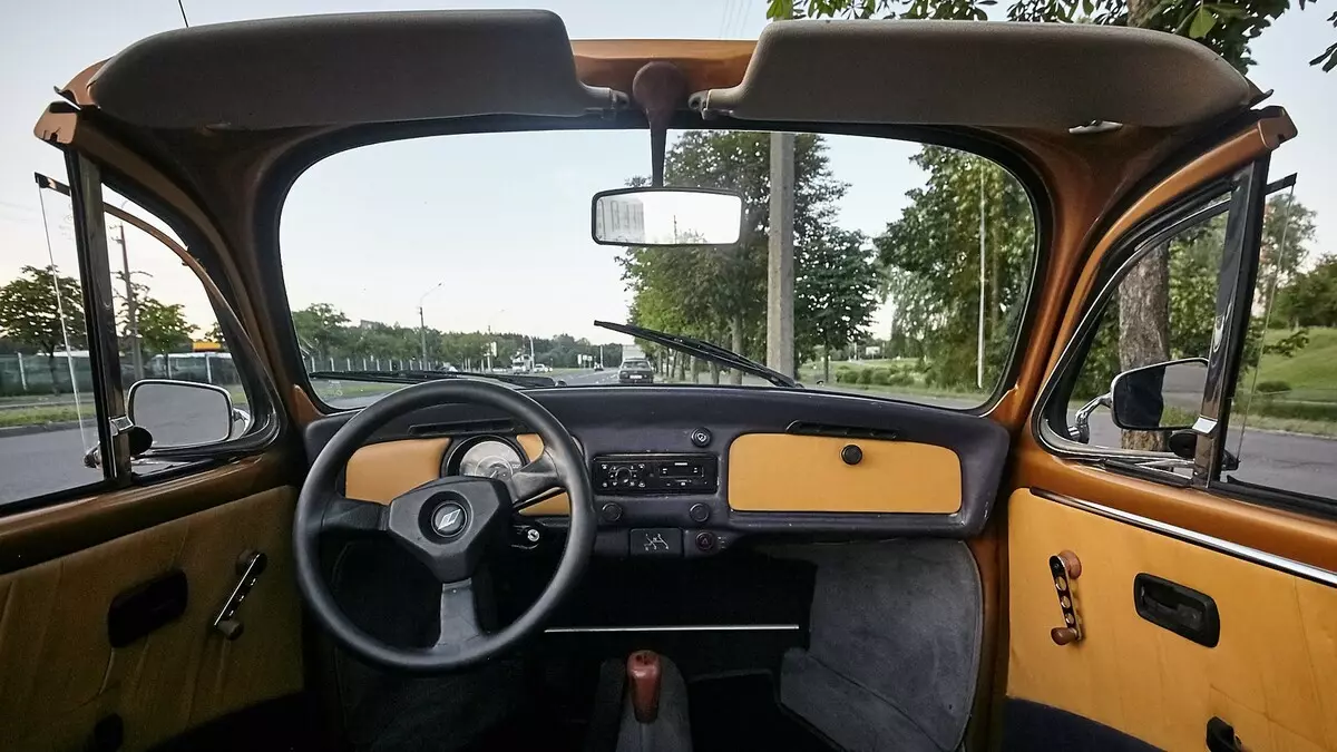 A na-etinye ndenye ugwu: VW Käfer Cabrio 35388_11