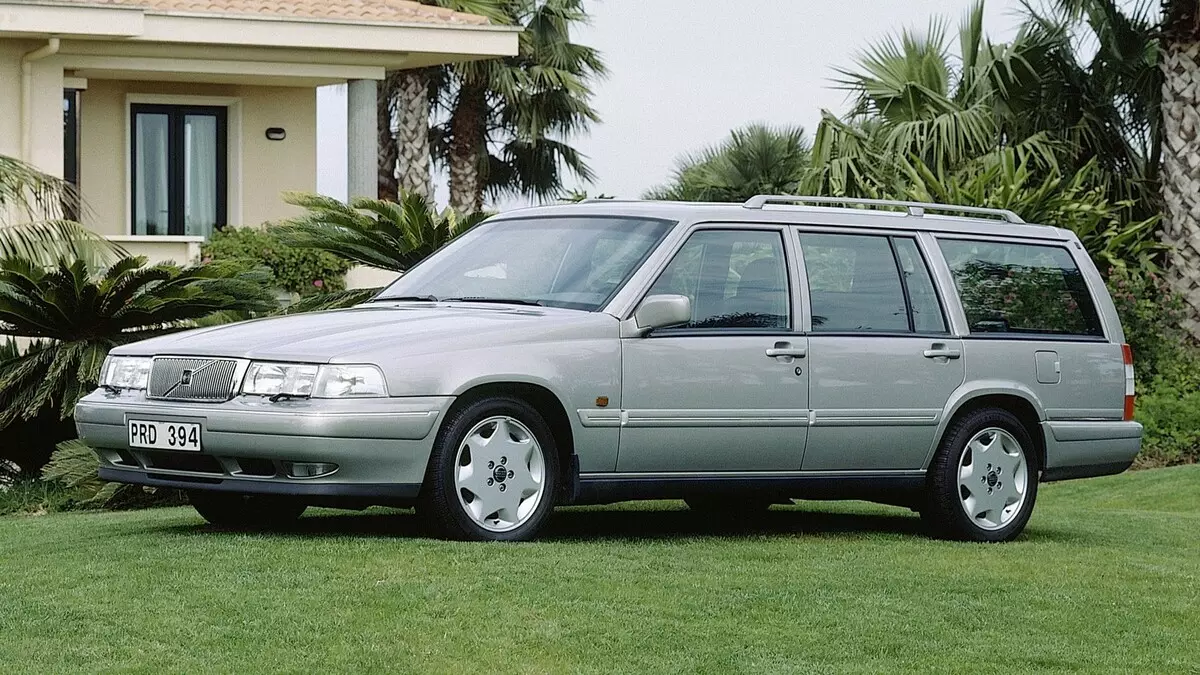 Nan foto a: Volvo 960 kombi '1994-96