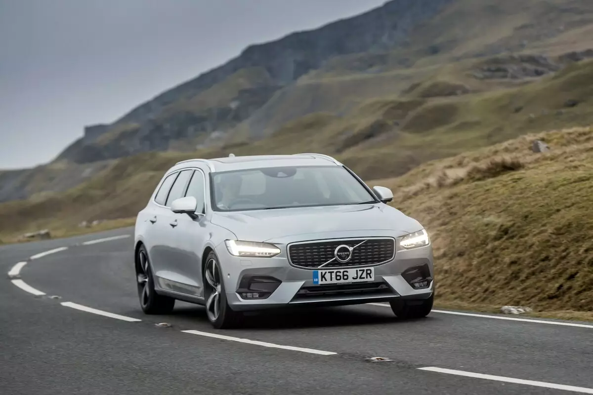 Eerste toetse Volvo V90 D4 R-ontwerp: Wanneer u har troos 35458_1