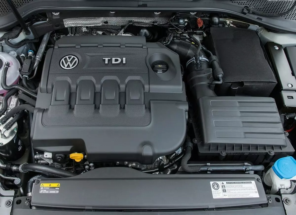 Jauns Crossover Volkswagen T-Cross Reset maskēties 35499_3