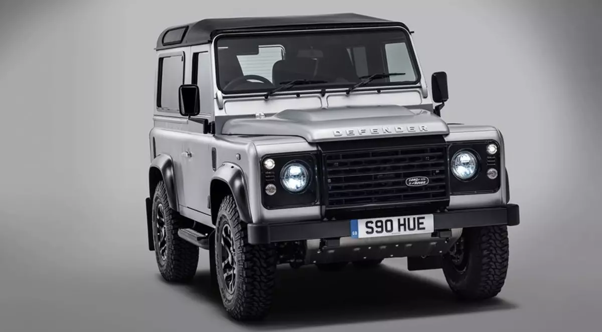 Land Rover celebrated the anniversary of Defender by the release of a two millionth SUV 356_1