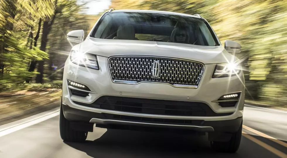 Crossover Lincoln MKC updated. 35814_2