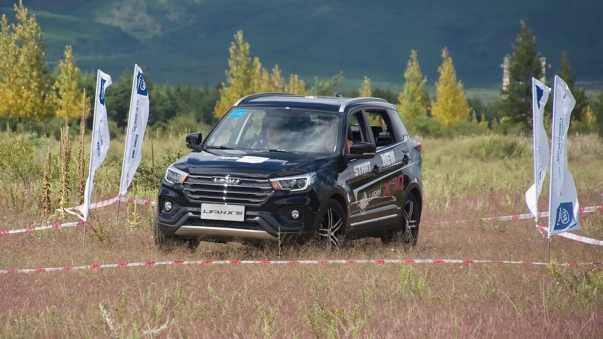 Máis dez: primeiro test drive lifan x70 35853_21