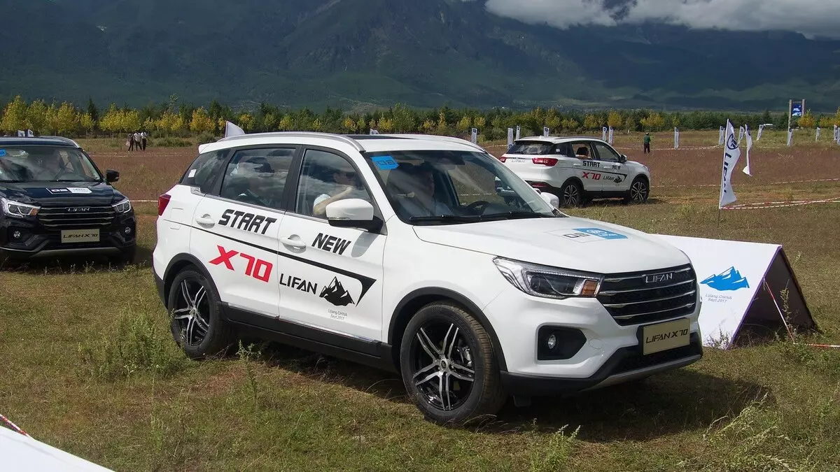 Máis dez: primeiro test drive lifan x70 35853_24