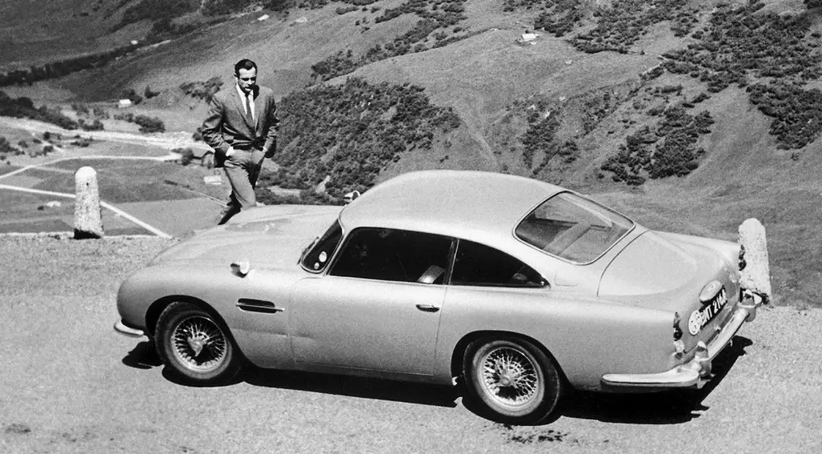 Aston Martin DB5: Best Car James Bond 35898_18