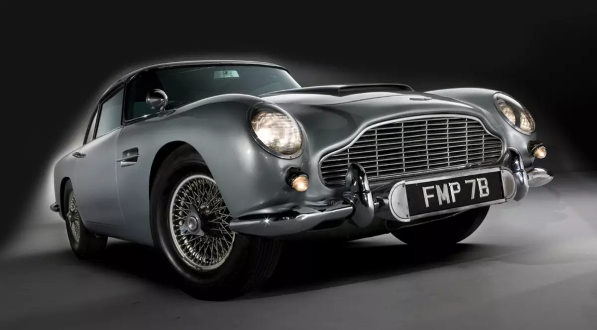 Aston Martin DB5: Best Car James Bond 35898_21