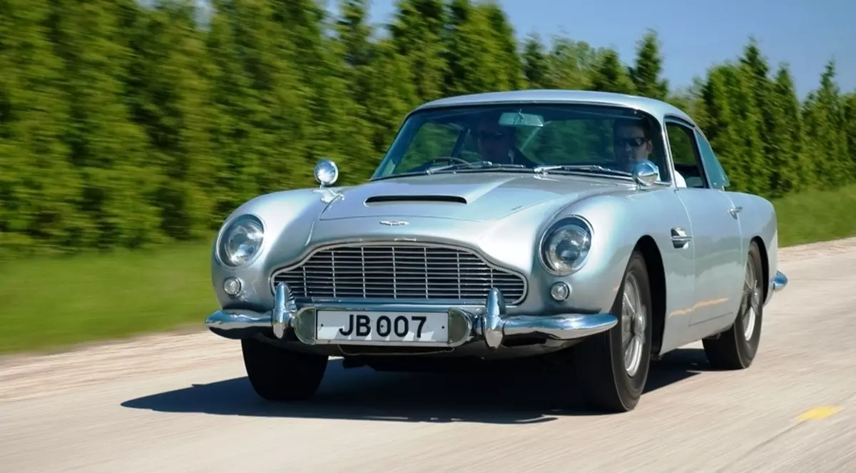 Aston Martin DB5: Najbolji automobil James Bond 35898_62