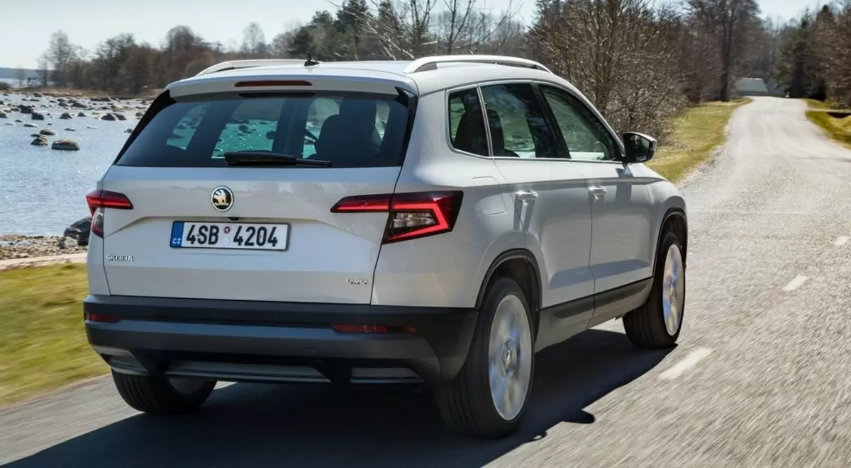 SKODA KAROQ Crossoverin sarjatuotanto alkoi 35935_8