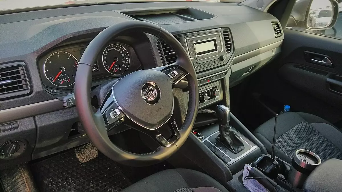 Əcnəbilər buraya getmirlər: Ekspedisiya test sürücüsü yeniləndi Volkswagen Amarok 35955_3