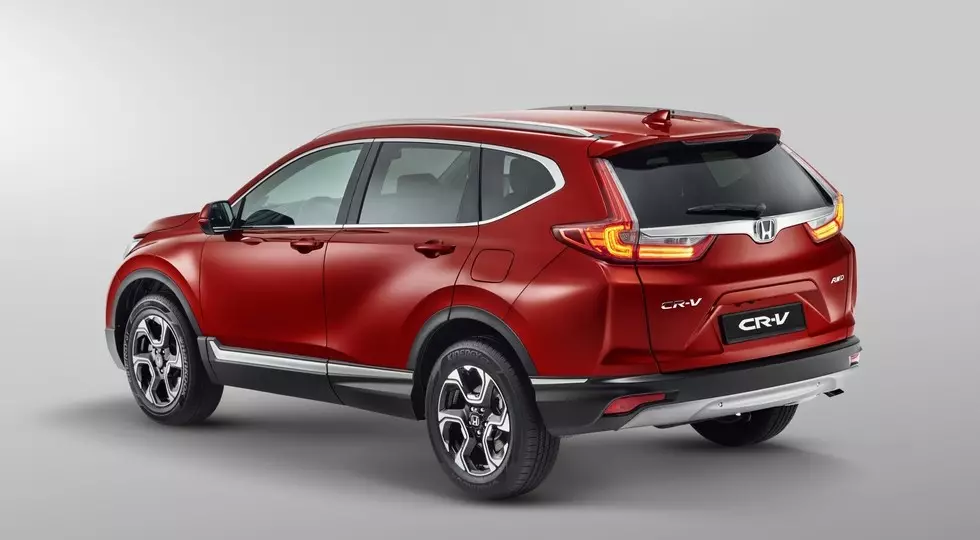 Generasi anyar Crossover Honda CR-V anyar tekan Dealer Rusia 35978_5