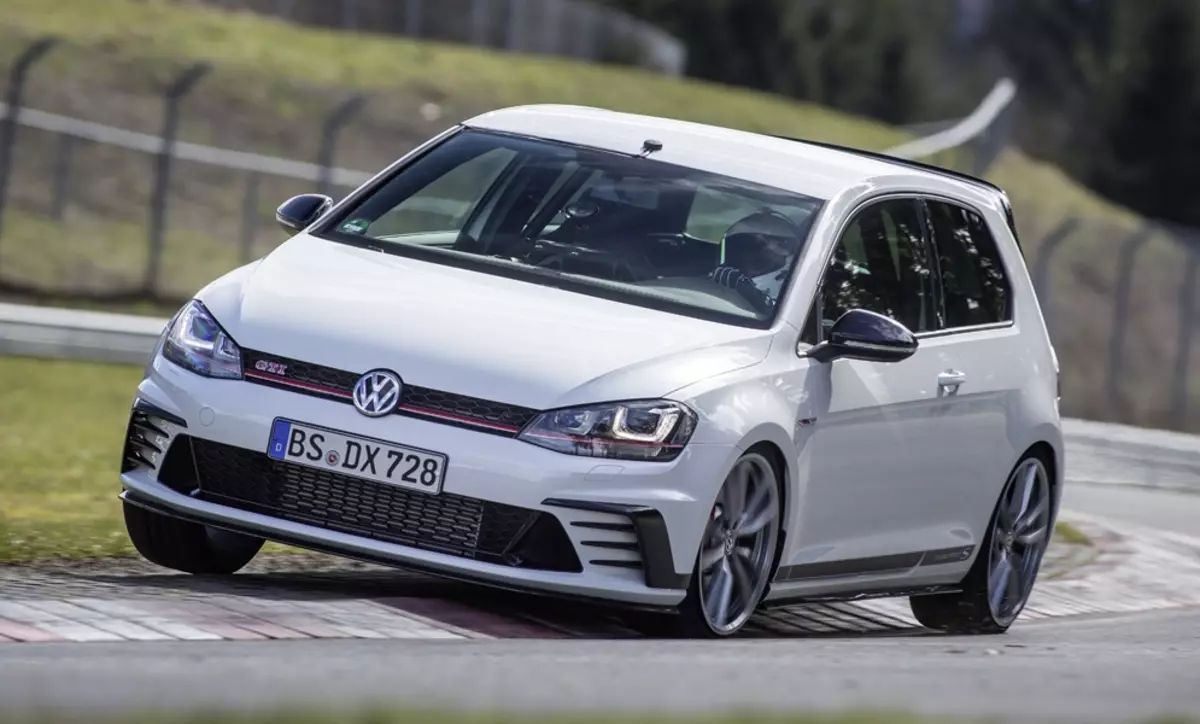 Golf_gti_clubsport_s_6091.jpg.