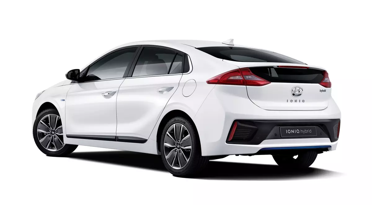 Hyundai tutvustas Ioniqi uut mudelit 36121_5