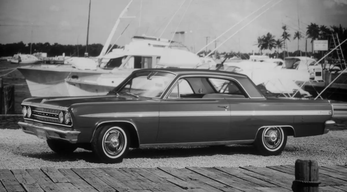 oldsmobile_f-85_jetfire_hardtop_coupe_1.jpeg