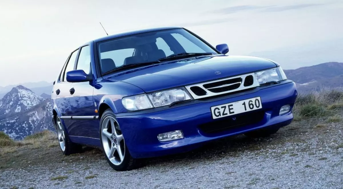 Zvakaitika kuna Saab 9-3 Convertible: Mukadzi Vamp 36431_28