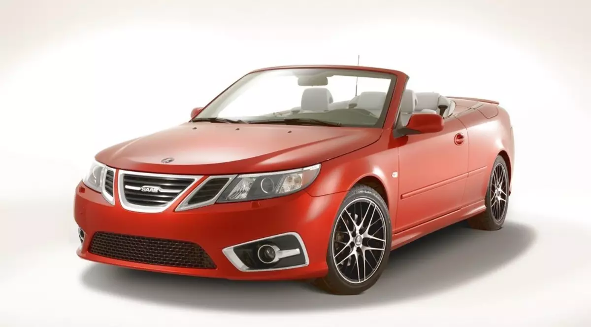 Zvakaitika kuna Saab 9-3 Convertible: Mukadzi Vamp 36431_31