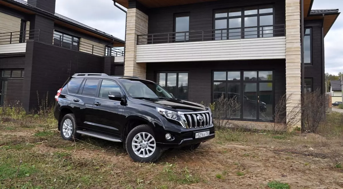 Testkjøring Oppdatert Toyota Land Cruiser Prado: Stabilitet - Tegn på Mastery 36497_17