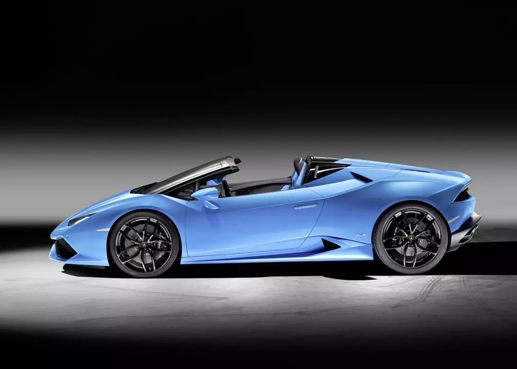 Record Sales Lamborghini: duemila supercar spediti quest'anno 36531_2