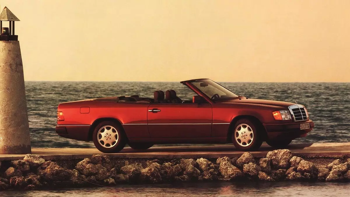 Լուսանկարում, Mercedes-Benz 300 CE-24 CABRIO (A124) '1992-1993