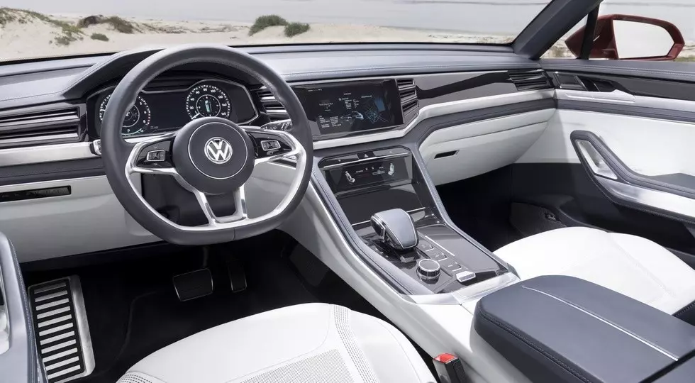 Il-moda fuq cross-kompartiment marret għal Volkswagen: Verżjoni ġdida ta 'Teramont hija lesta għad-debutt 36560_4