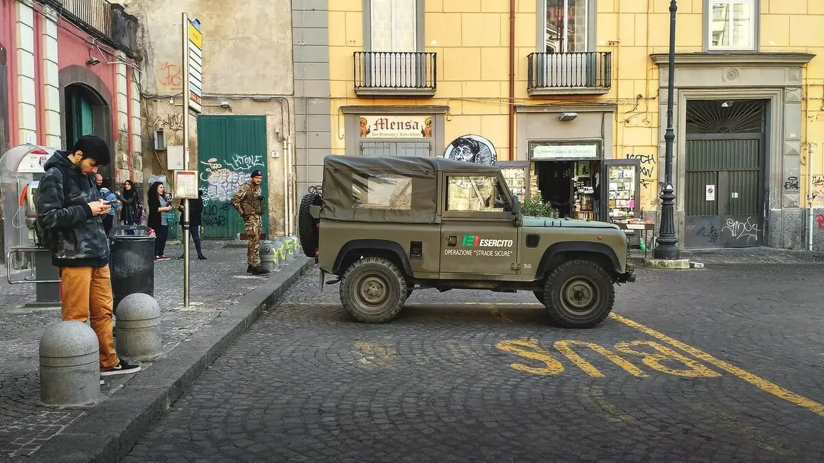 Virgem Maria, ajuda a ultrapassar: inferno, paraíso e purgatório nas estradas da Itália 36561_56