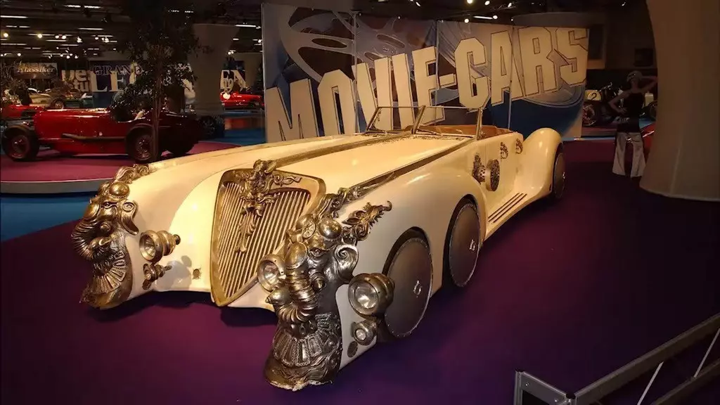 Wiktoriański przyszłość: Hex Rolls-Royce z filmu 