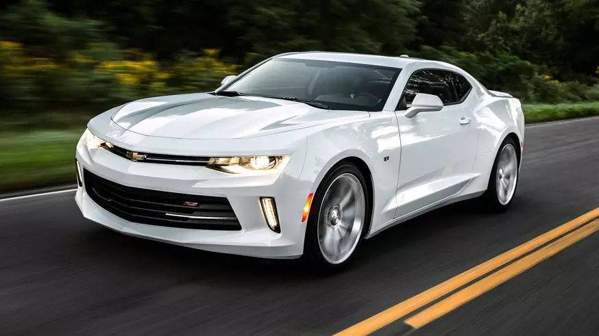 На снимката: chevrolet camaro