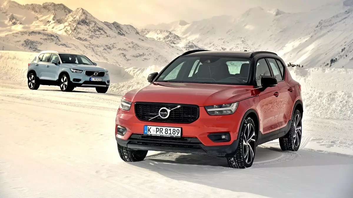 Сүрөттө: Volvo XC40 '2017-N.V.