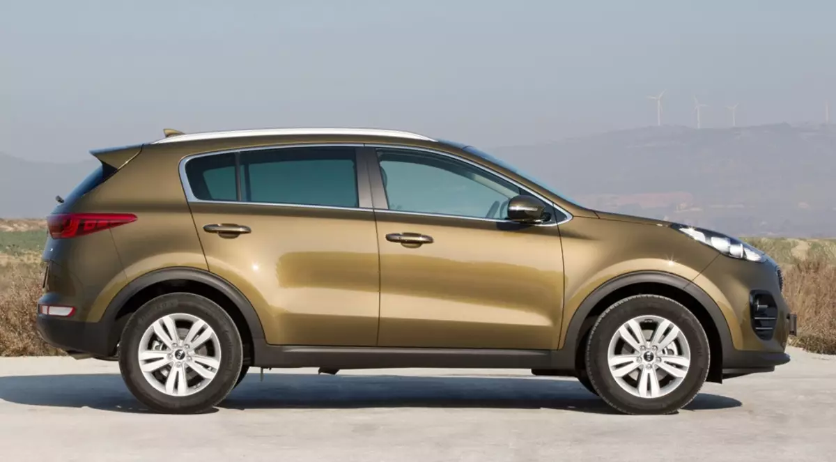 Pojmenované ruské ceny a konfigurace Kia Sportage Nová generace 37031_2