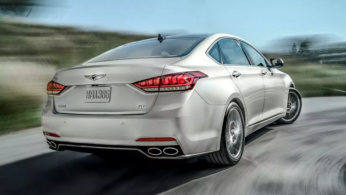 Di Rusia, Genesis G80 yang baru disajikan. Harga dan konfigurasi diketahui. 37214_6