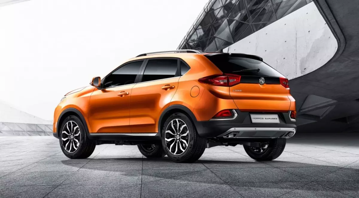 MG публикува първите снимки на състезател на Nissan Qashqai 3723_7