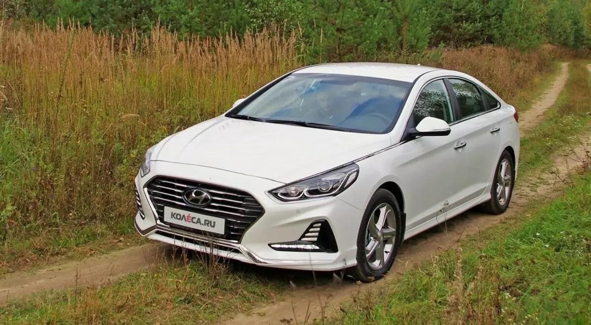 Hyundai Sonata comenzó a reunirse en Rusia. 37316_3