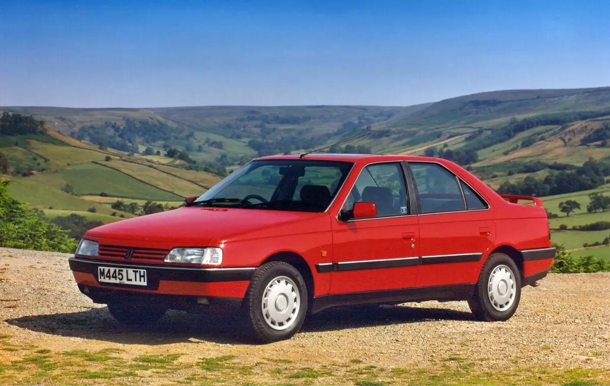 Peugeot 405.