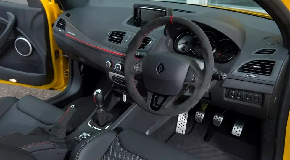 ბოლო ცხელი Hatch Renault Megane RS არის გაყიდვის 37488_5