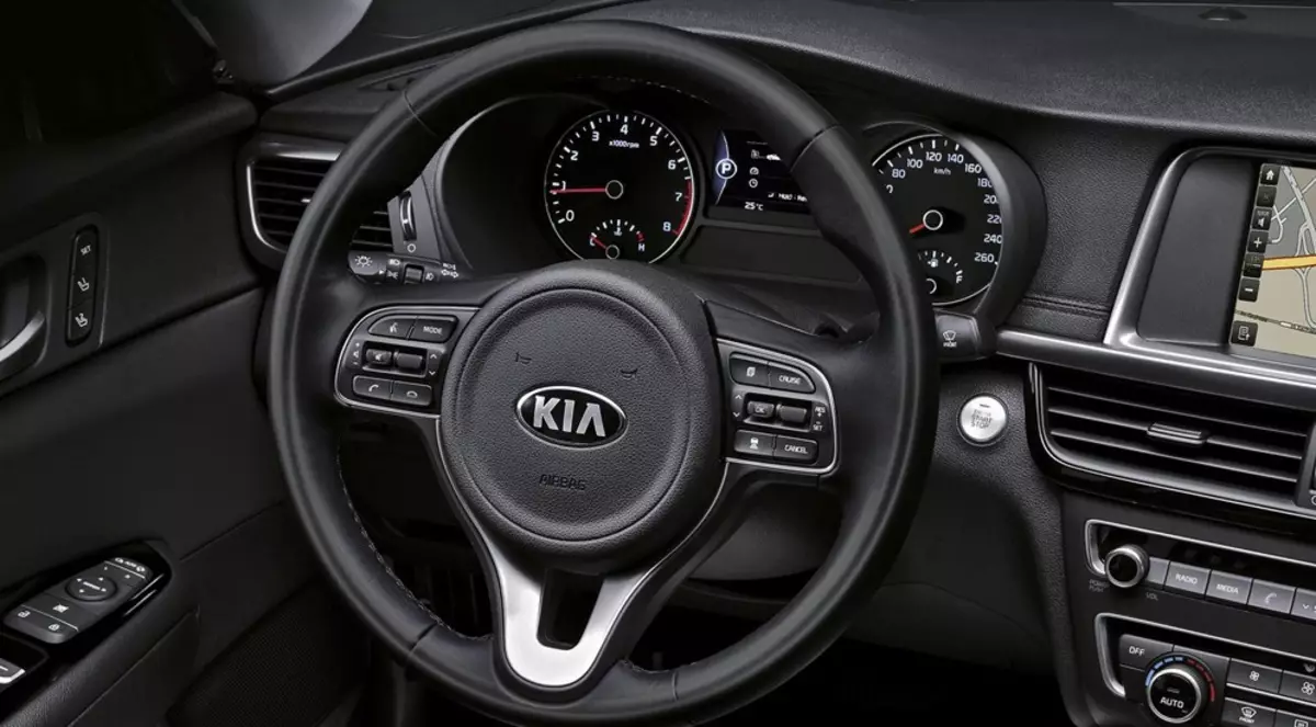 KIA «Еуропалық» Оптима моторлары мен берілімдері туралы айтты 37559_3