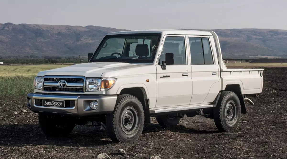 Новите безбедносни системи ќе го продолжат младите Land Cruiser 70 37573_3